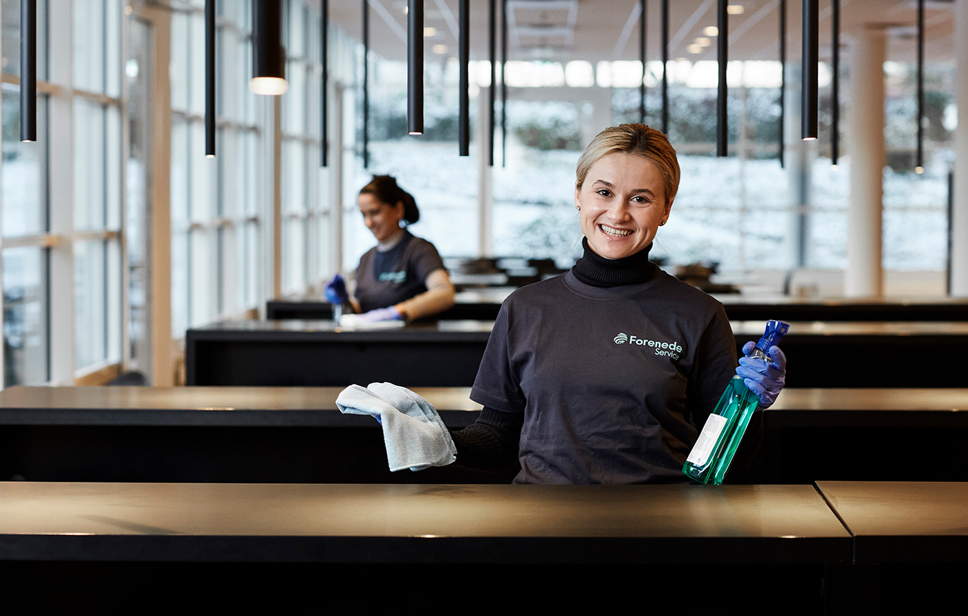 Forenede Service Logo Om Os Forenede Service DK