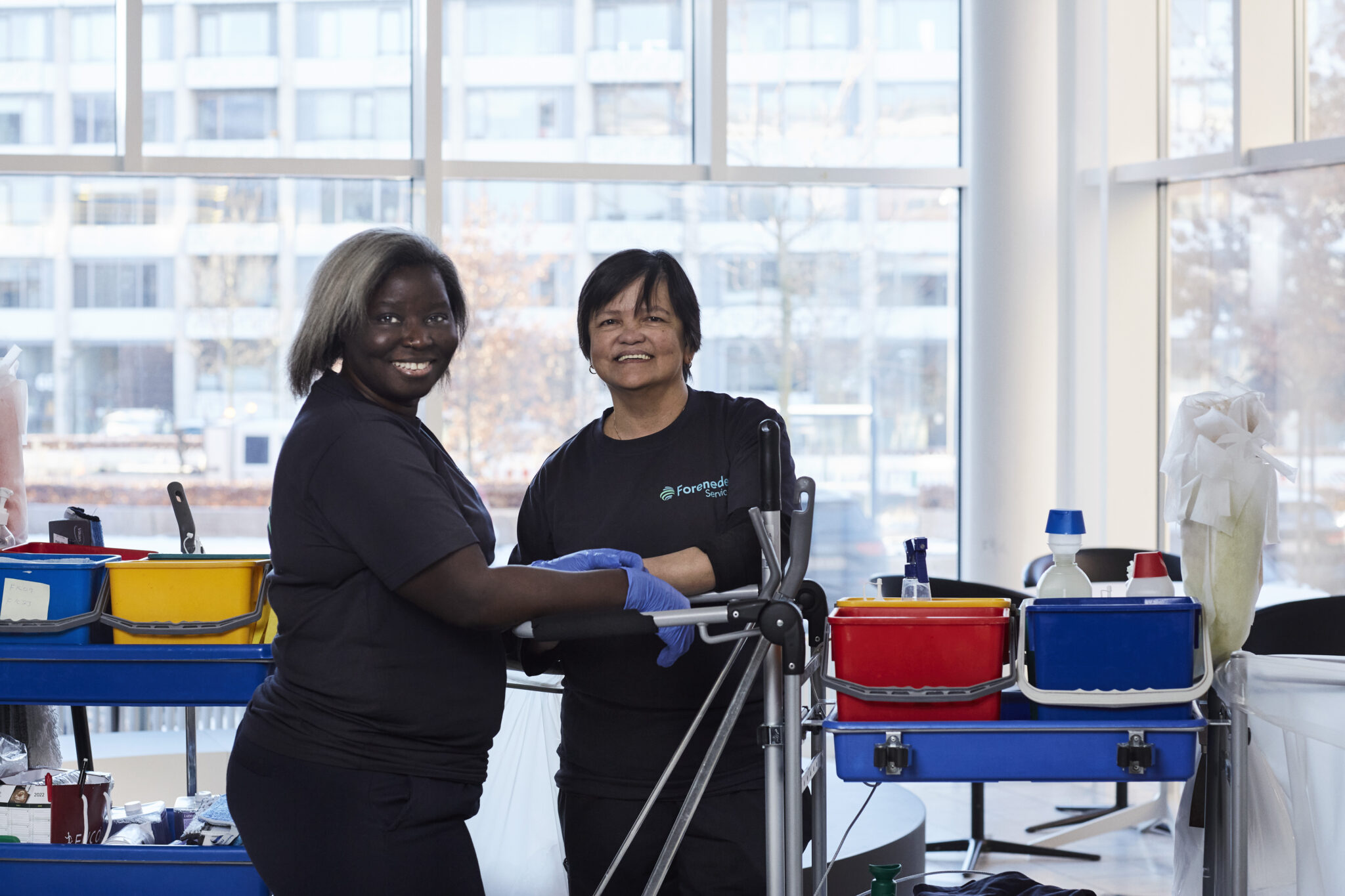 Forenede Service - Forenede Service DK